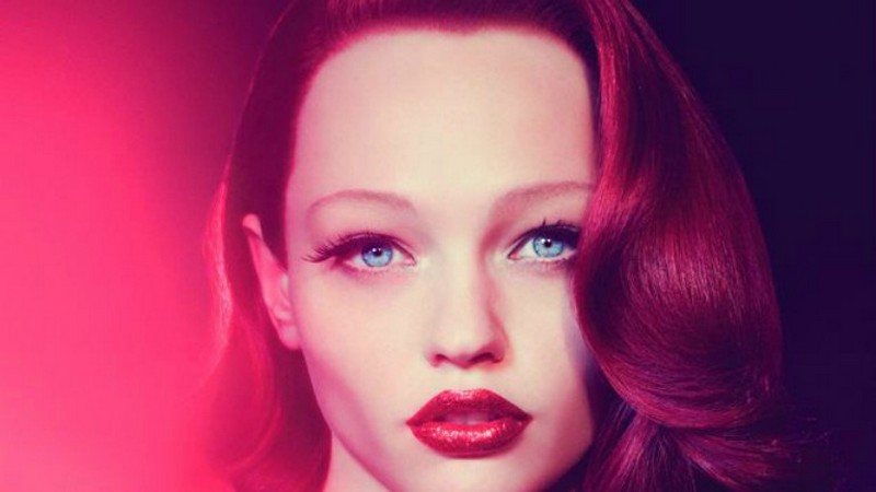 Rebellious makeup to boost your bold colour - The Chapel